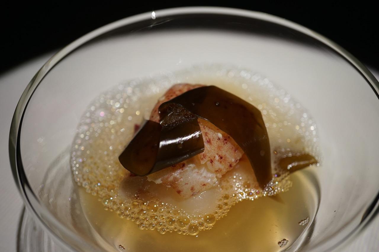 上海紫外线餐厅（Ultraviolet by Paul Pairet）是一个怎样的餐厅，就餐体验如何？ - 知乎