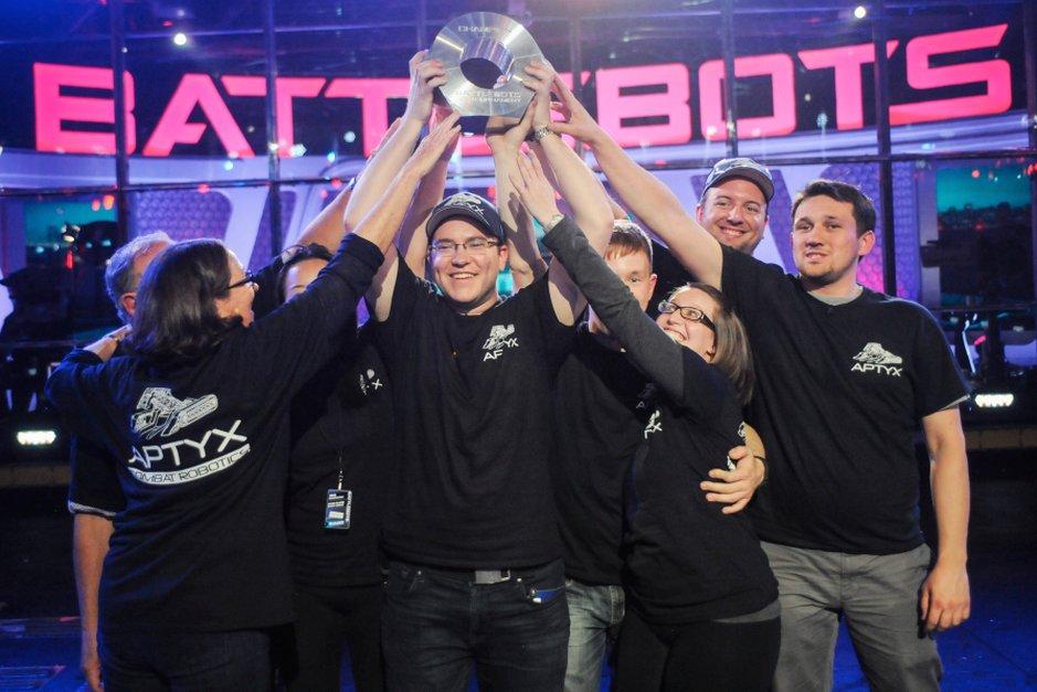 「机器人大战」博茨大战（Battlebots）2015 赛季已经结束，大家觉得冠军选手有什么过人之处？ - 知乎