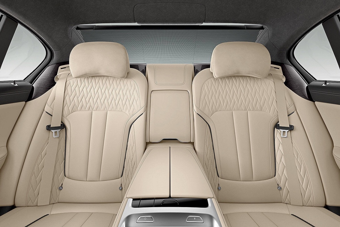 纯主观凯迪拉克CT6车评 - 知乎