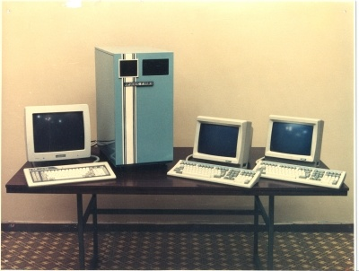 在苏联时期苏联人用什么计算机？ - 知乎