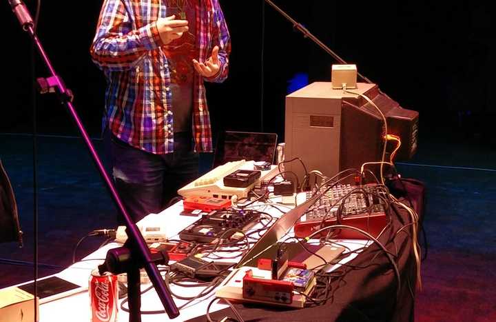 如何自学做 8 Bit 音乐？ - 知乎