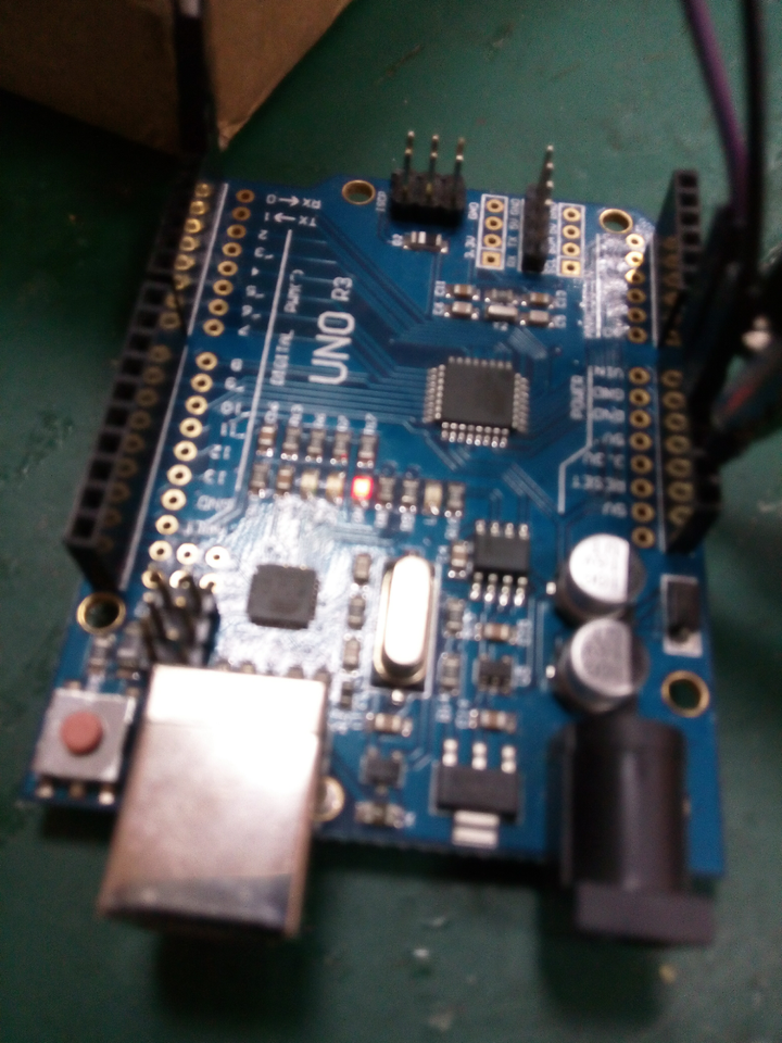 arduino uno r3 的vcc引脚外接电源能让整个板子所有引脚都供电么? - 知乎