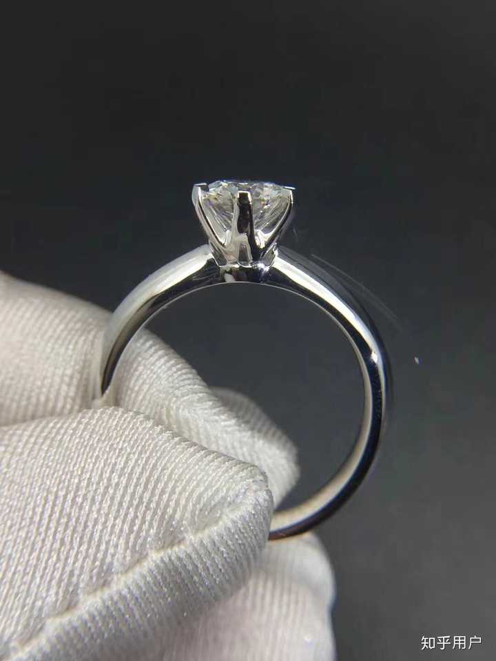 今天去换铂金戒指，挑好才注意到pt999和pt950的问题，店员说现在是等价的，求大神科普？ - 知乎