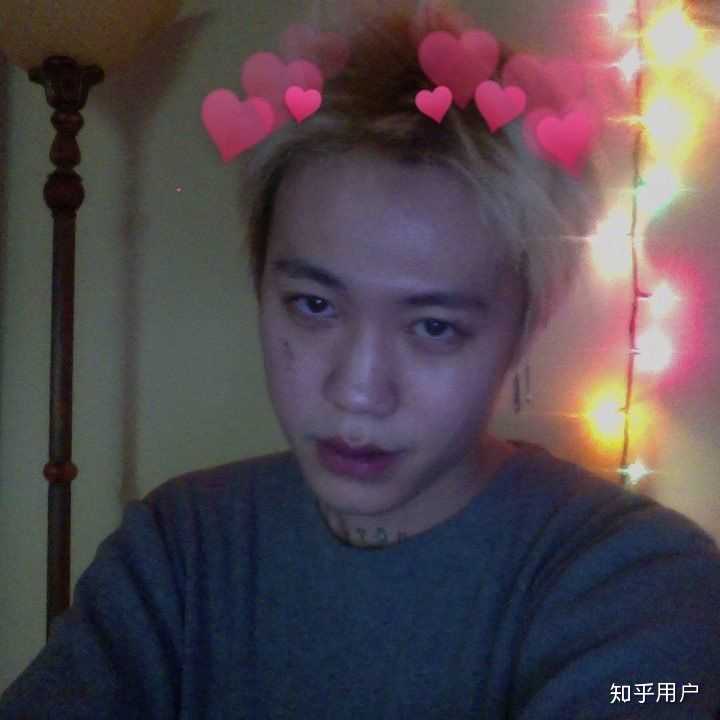 有无姐妹帮我科普一下造雨社的BLOO 我最近好迷他 或者有没有推荐的其他南韩rapper？ - 知乎