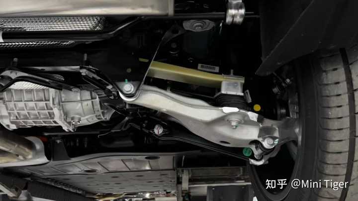 问界M7和理想L8，谁更值得入手？ - 知乎