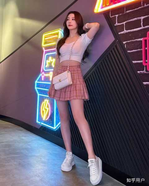 如何评价LPL英文流解说Kitty？ - 知乎