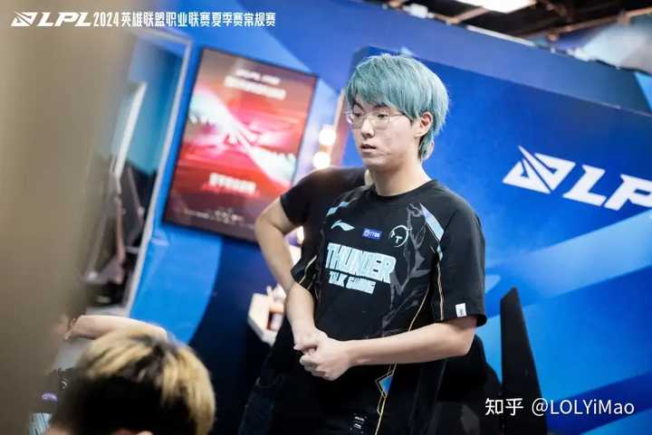 英雄联盟职业选手 ucal 达成 LPL 1000 助攻成就，该选手都有哪些精彩赛事表现？ - 知乎