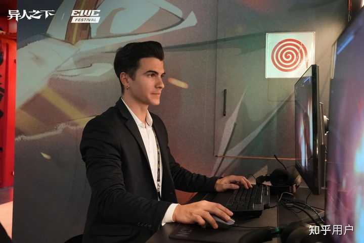 如何看待异人之下游戏亮相EWC？ - 知乎