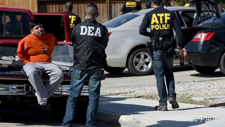 美国DEA和ATF的职责是什么？和普通的警察有什么交叉和区别？ - 知乎