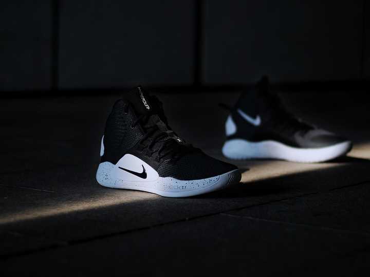 如何评价收官作品Nike Hyperdunk X？ - 知乎
