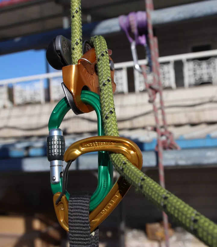 攀岩里常说的grigri（guigui）是什么？ - 知乎