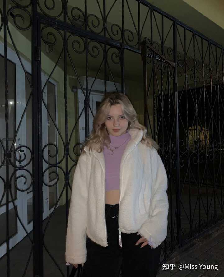 什么是e-girl？ - 知乎