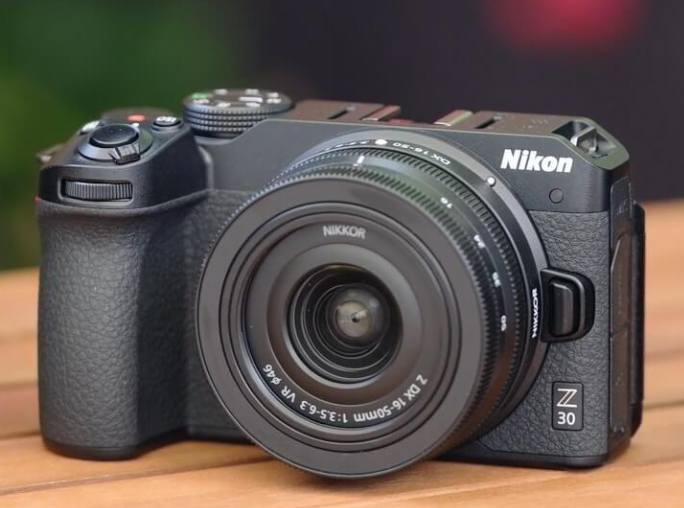新手第一台相机佳能 R50 和尼康 Z30 怎么选？ - 知乎