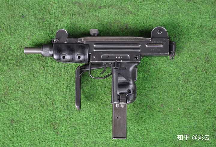 请问micro uzi和mini uzi以及uzi系列的区别在哪里? - 知乎