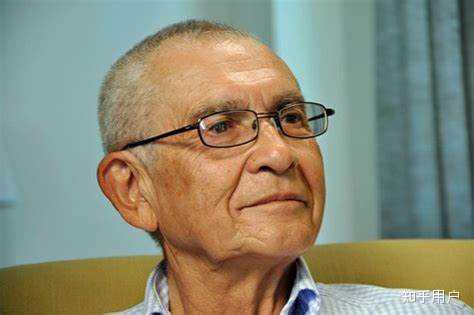 数学家尤里·曼宁(Yuri Manin)去世,如何评价他对数学做出的贡献? - 知乎