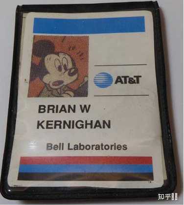 如何评价Brian Kernighan的《UNIX传奇》一书，UNIX在计算机历史上有哪些影响？ - 知乎