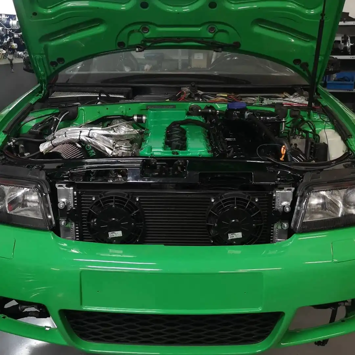 为什么千匹以上的车大多数都是V8而不是V12？ - 知乎