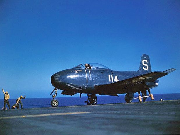 有没有机头进气的舰载战斗机? - 知乎