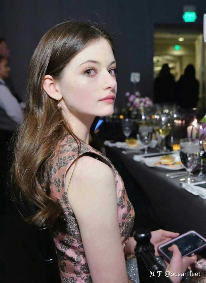 如何评价麦肯锡弗依（Mackenzie Foy）？ - 知乎