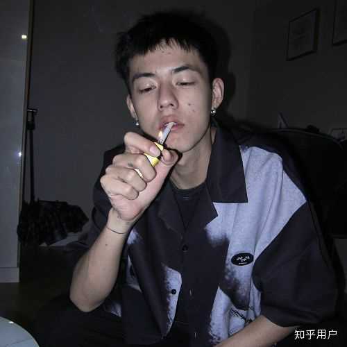 一个单身男生该用什么头像 知乎