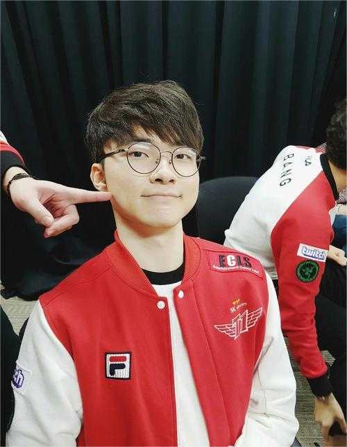 如何评价 Faker 获得 TGA「年度最佳电竞选手」？ - 知乎