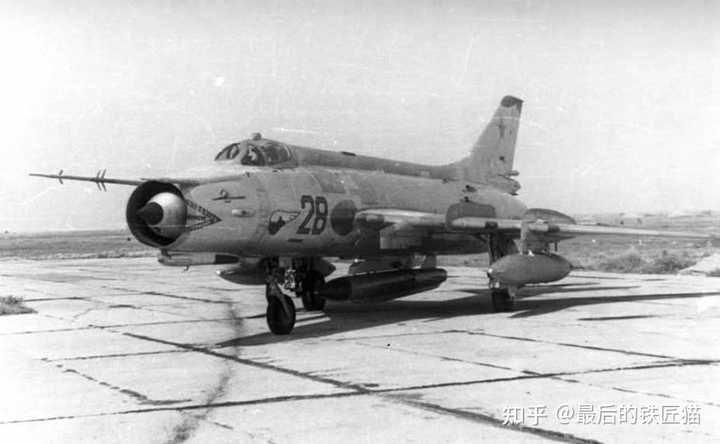 如何评价苏-17/20/22攻击机? - 知乎
