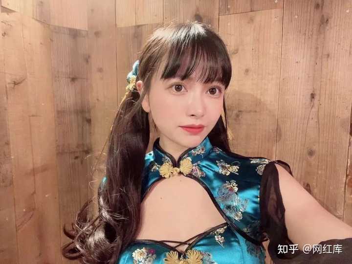 女明星们有哪些惊艳的写真？ 知乎