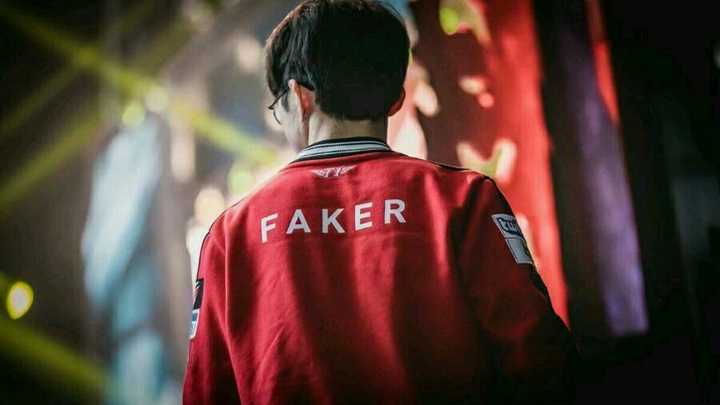 如何看待s7faker哭了，全场呼喊faker？ - 知乎