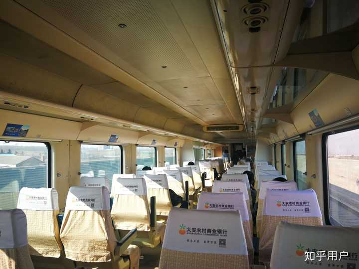 火车软座与硬座有什么区别？软座是什么样子的？ - 知乎