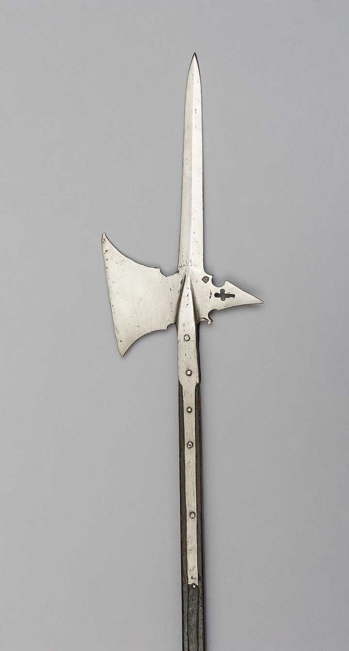 请教欧式戟的应用场景（glaives、halberd都请讲一下）。看了好多回答总感觉戟不伦不类？ - 知乎