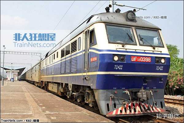 火车头DF11和DF11g有什么区别，各有什么优势? - 知乎