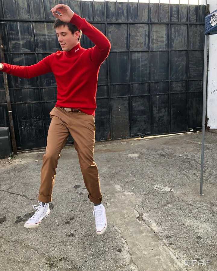 如何评价歌手Alec Benjamin？ - 知乎