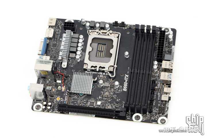 请问有没有四个内存插槽的ITX主板呀？ - 知乎