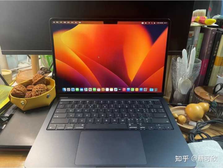 请问苹果最新的出来的m3芯片gpu什么水平？性能比得过桌面端的1060吗？ - 知乎