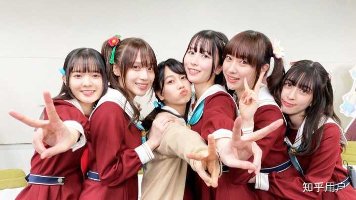 love live系列好多，能介绍一下它们的顺序和关系吗？ - 知乎