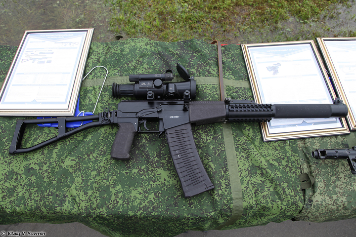如何评价俄罗斯AS VAL突击步枪和衍生的VSS狙击步枪？ - 知乎