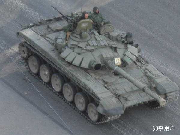 如何分辨T-72M/M1 T-72A T-72B T-72S T-72BM等各种T-72改型？ - 知乎