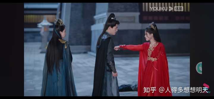 为什么翩然的情丝会进到叶冰裳身体里? 知乎