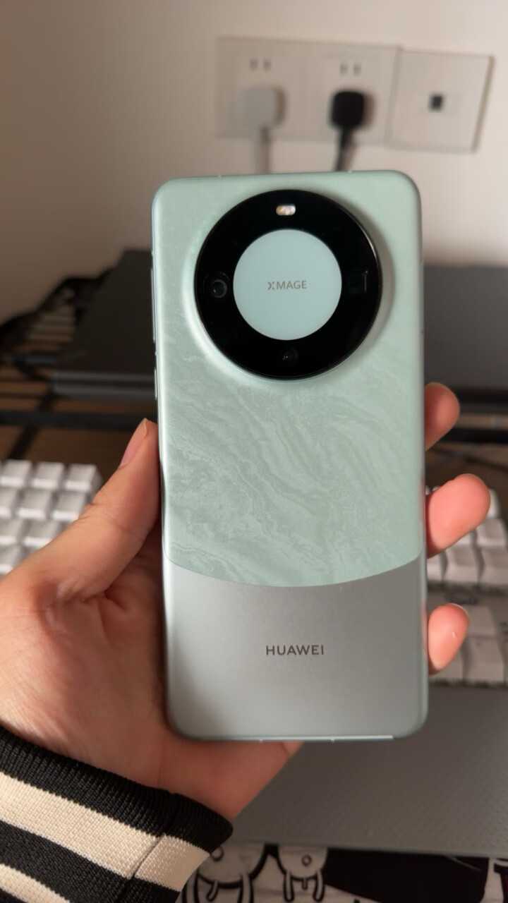 华为Mate 60 Pro和华为Mate 60 标准版的区别是什么？ - 知乎