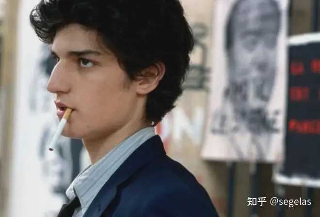 《戏梦巴黎（The Dreamers）》讲述了什么故事？表达了怎样的思考？ - 知乎