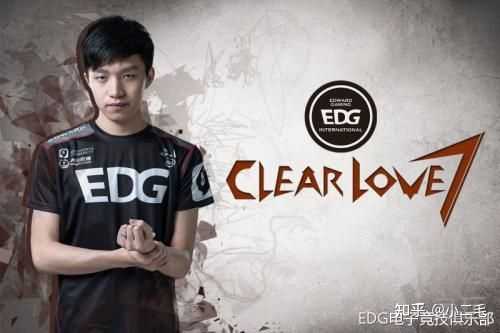 EDG比赛直播时弹幕发77777的都是什么人，是小姐姐么？ - 知乎