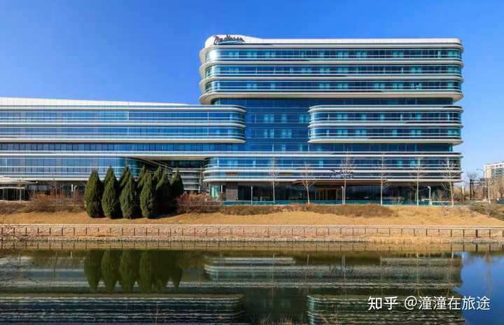 锦江和华住旗下的酒店品牌怎么分级？ - 知乎