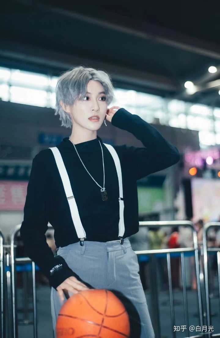你见过最还原的 Cosplay 是什么样子的？ - 知乎