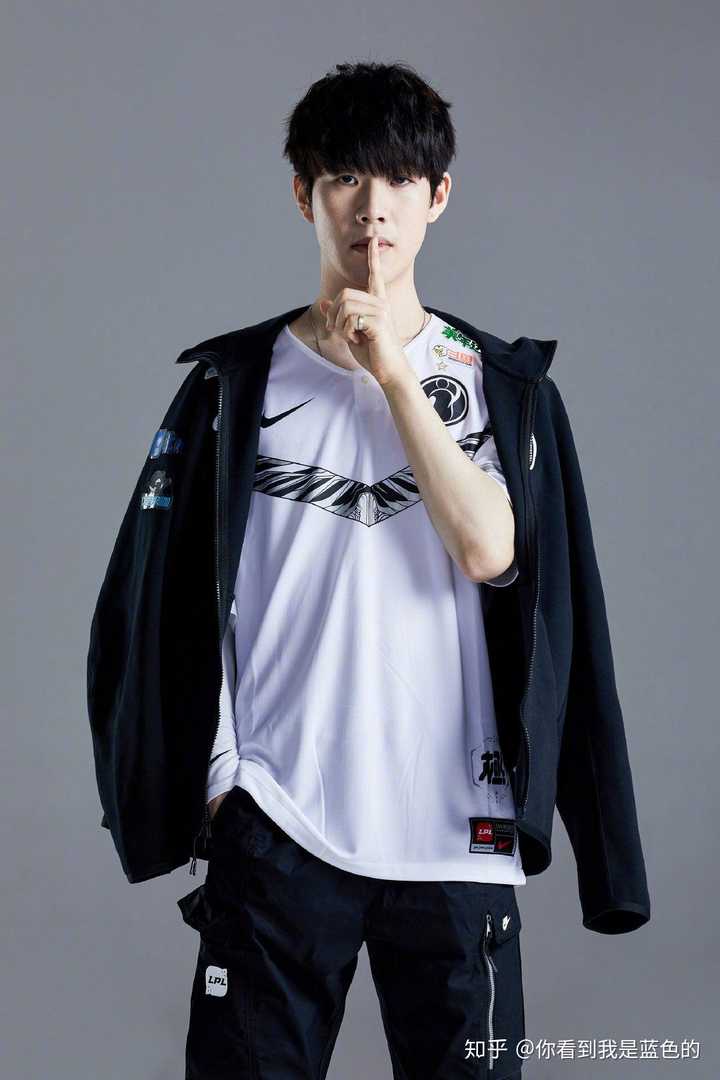 有没有大佬有The shy超帅的照片啊？ - 知乎