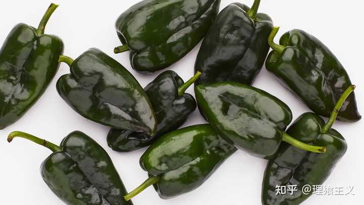谁能介绍一下西餐烹饪里的辣椒粉，paprika、Chili powder……太多，迷糊了? - 知乎