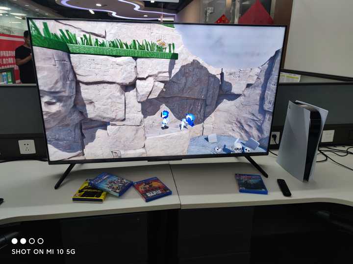 电视，75寸，8k元的雷鸟75R645C和3k元的小米差不多吗？ - 知乎