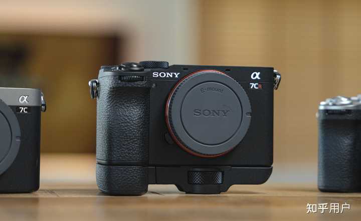 索尼A7R5还是A7CR? - 知乎