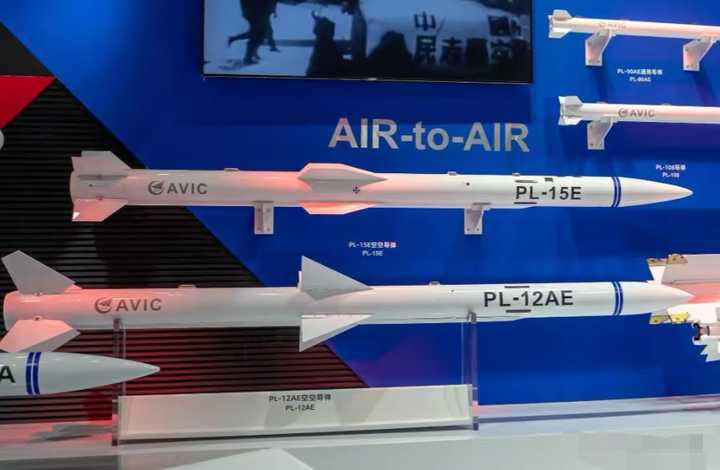 霹雳11空空导弹在03年时是否已经超过了Aim120AB型？ - 知乎