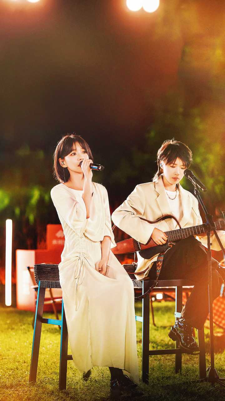 你们怎样评价房东的猫主唱王心怡的颜值呢? - 知乎