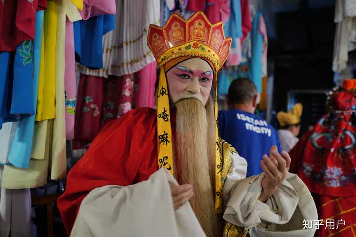 相机加镜头预算两万买哪个？尼康ZF/富士XT5/徕卡Q？ - 知乎